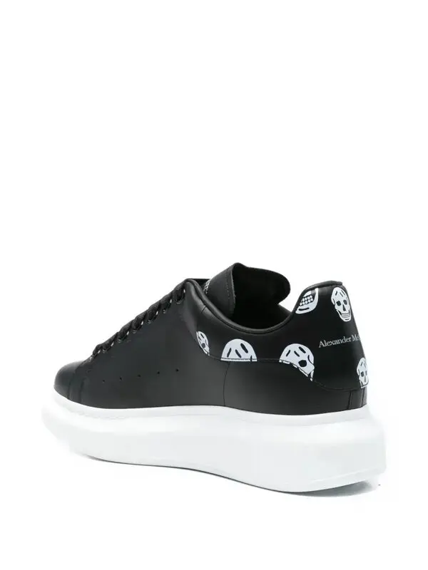 Alexander McQueen Oversized Skull-print Sneakers - Black