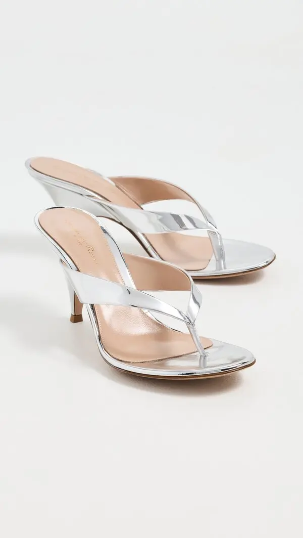 GIANVITO ROSSI Leather Thong Sandals - Silver