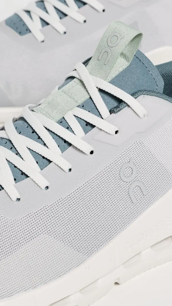 On Cloudnova Form 2 Sneakers - Wolf/tide