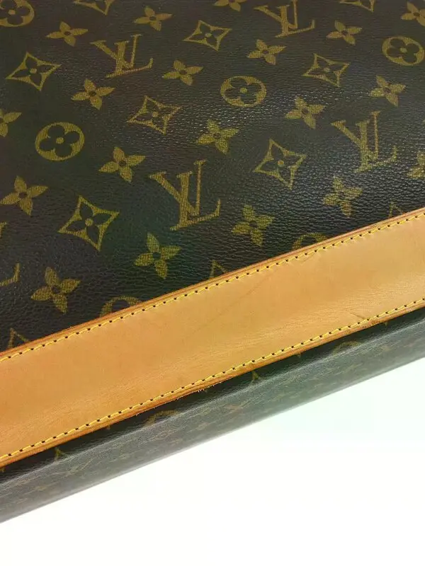 LOUIS VUITTON 2004 Alma Voyage Gm Monogram Duffle Bag