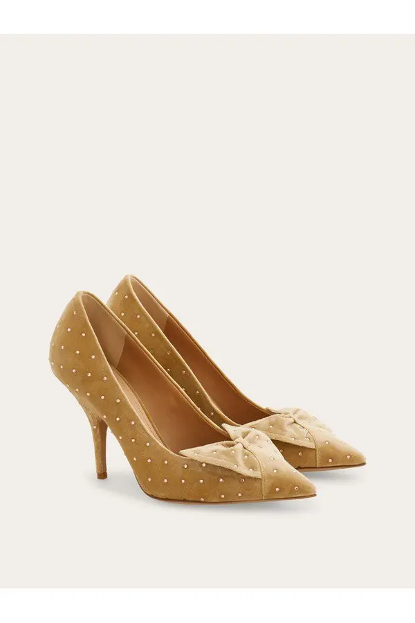 FERRAGAMO Mid-heel Velvet Pumps - Red