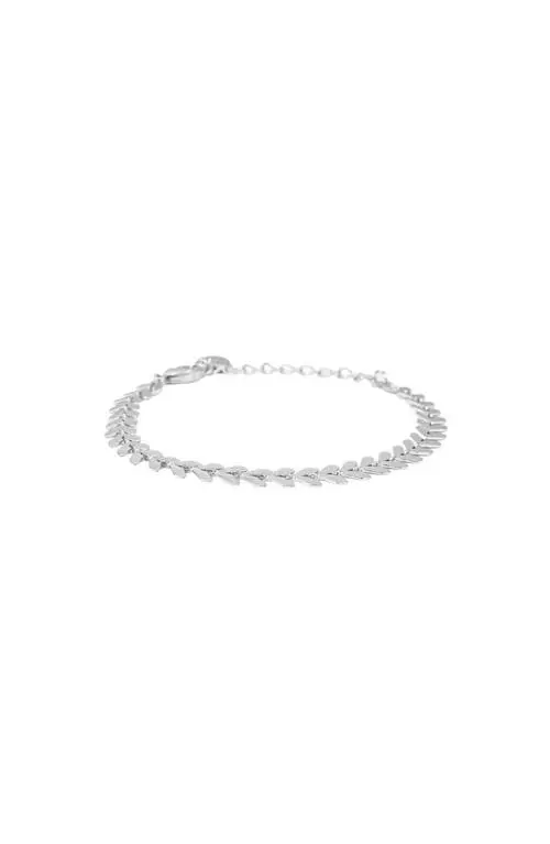 BEARFRUIT JEWELRY Elara Chevron Link Bracelet Dainty Trendy Statement - Silver