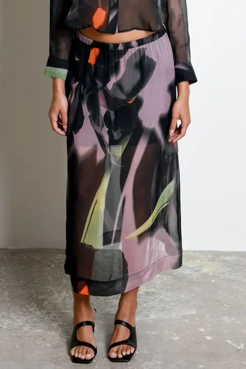UNTITLED IN MOTION Mora Sheer Organza Midi Skirt