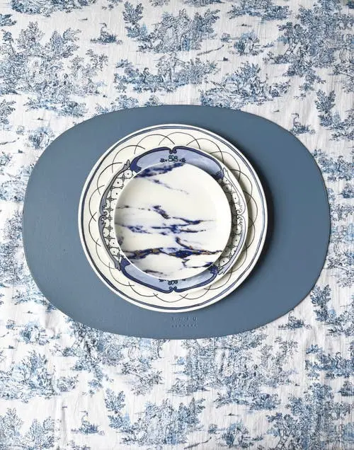 Prouna Marble Azure Canape Plate