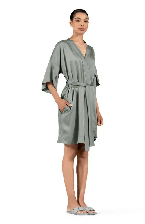 TOGAS Naomi Short Woman's Bathrobe - Green