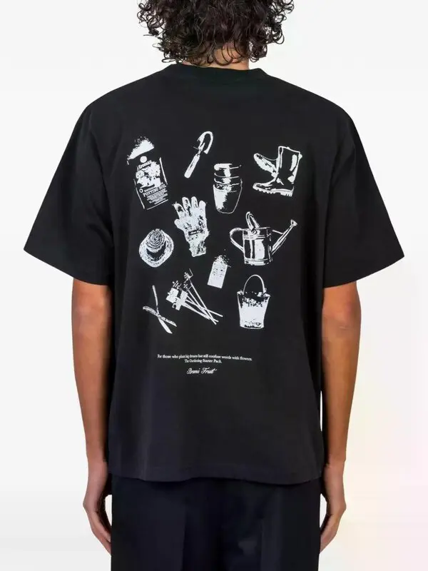 BRAM’S FRUIT Gardening Glove Graphic T-shirt