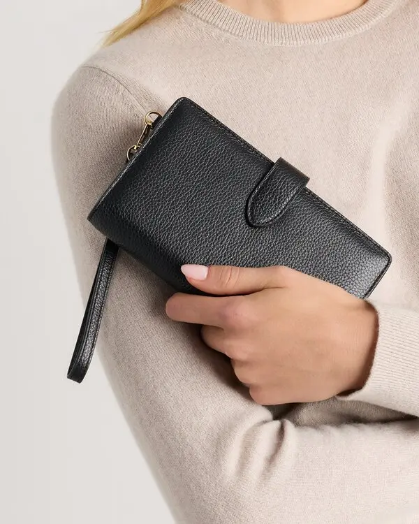 Quince Italian Leather Phone Bi-fold Wristlet - Black