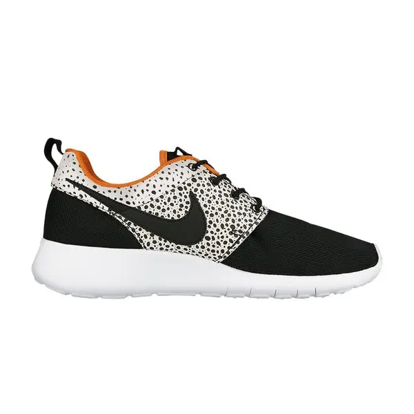 Nike Roshe One Safari Sneakers