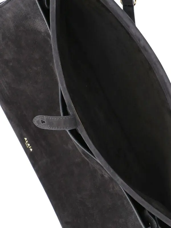 Alaïa Le Click Pocket 35 Shoulder Bag - Black