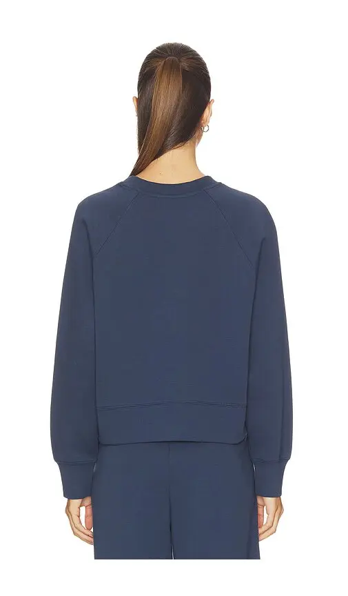 PERFECTWHITETEE Crew Neck Sweatshirt