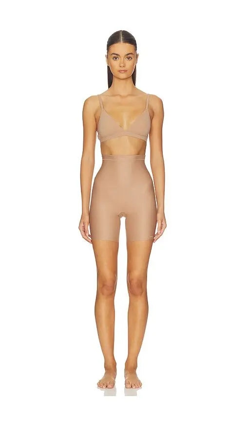 SKIMS Body Cs Mid Rise Short - Sienna