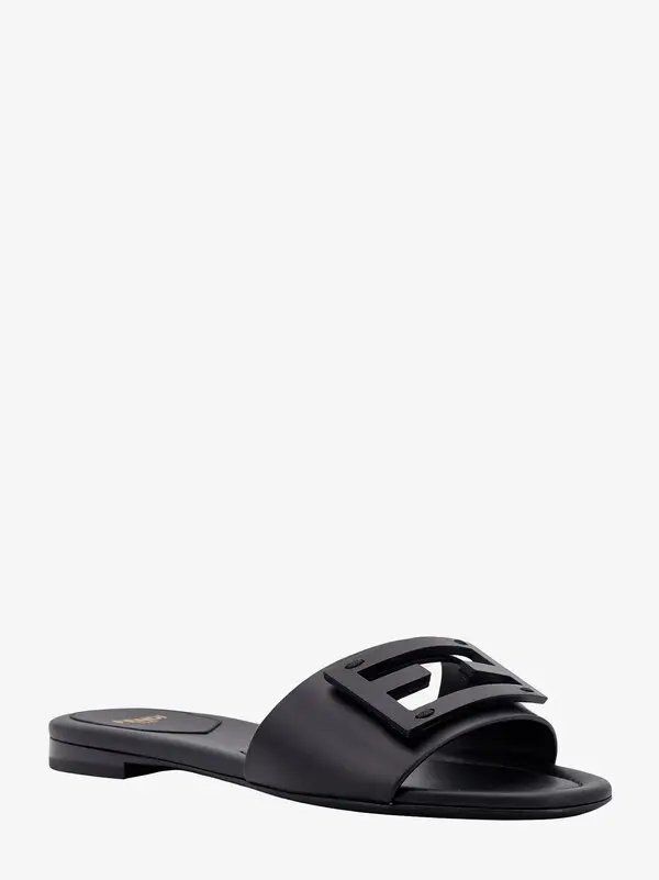 Fendi Leather Baguette - Black