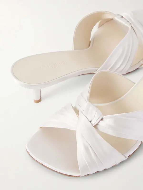 Le Monde Beryl Antonia Satin Mules - Neutrals