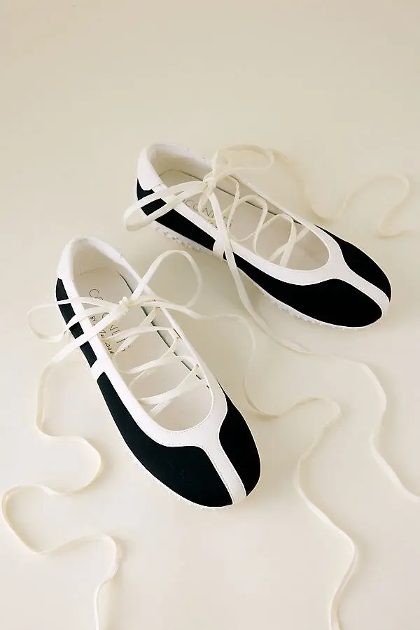Matisse Lace-up Flats