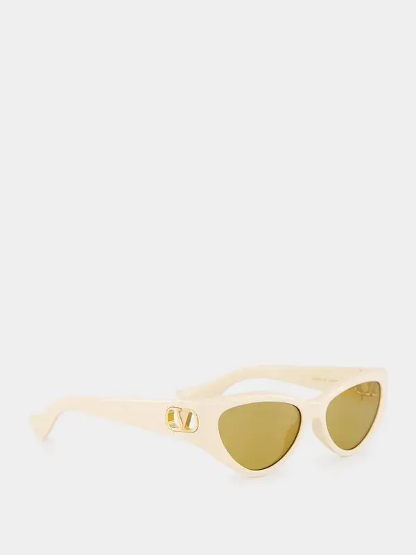 Valentino Garavani Vain Light Bio Inject Sunglasses - Cream