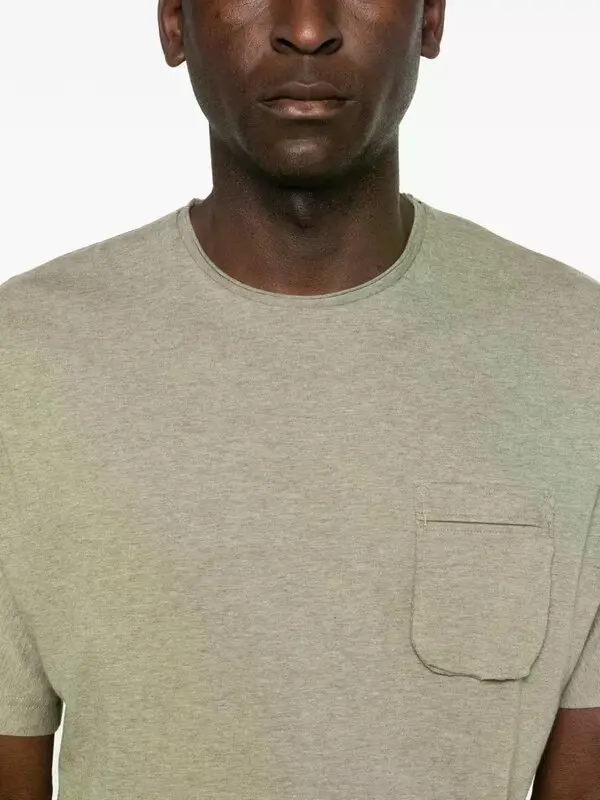 INDIVIDUAL SENTIMENTS Pockets-detail T-shirt