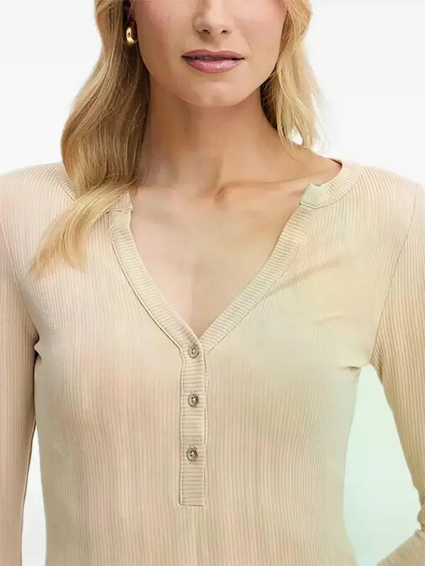 Guess Ribbed Buttoned T-shirt