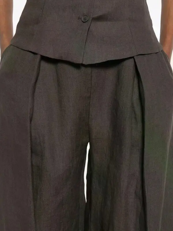 Sú Pleated Wide Leg Trousers