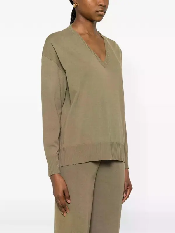 NEERA V-neck T-shirt