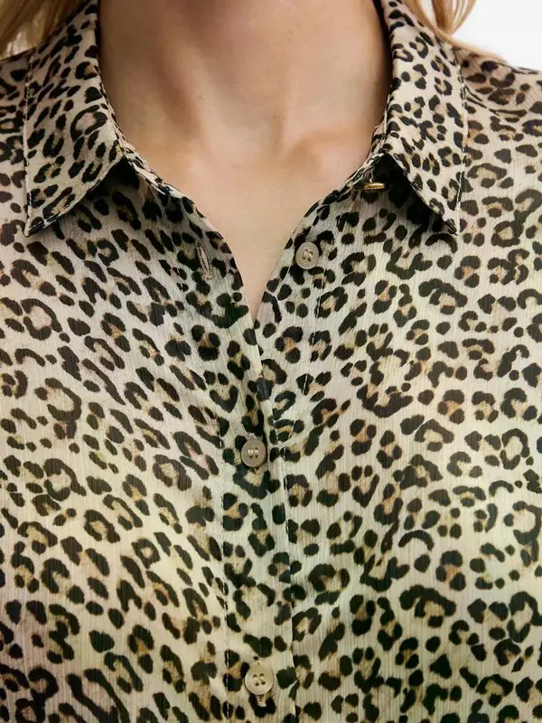 Guess Button-down Shirt