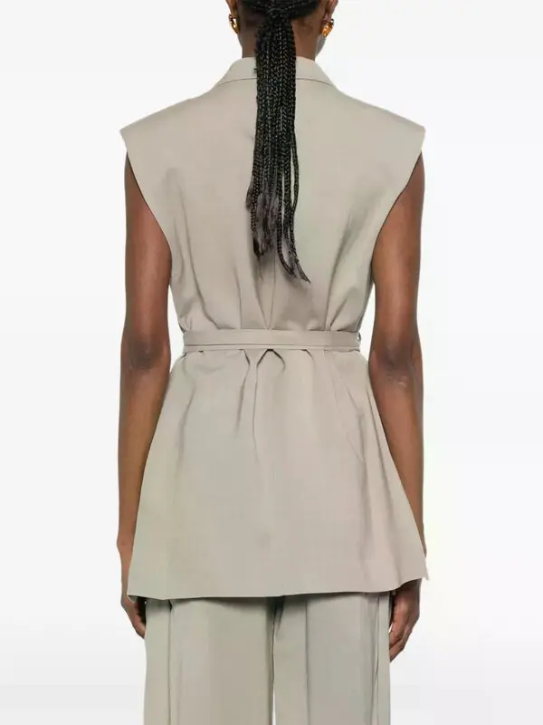 Sú Belted Sleeveless Waistcoat