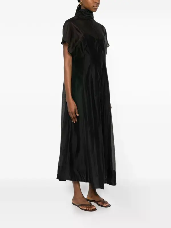 Sú Paneled Maxi Dress