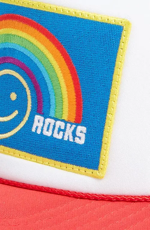 FRIDAY FEELIN’ Trucker Hat