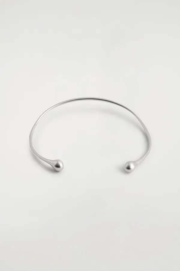 Cos Teardrop Cuff Necklace - Silver-colored