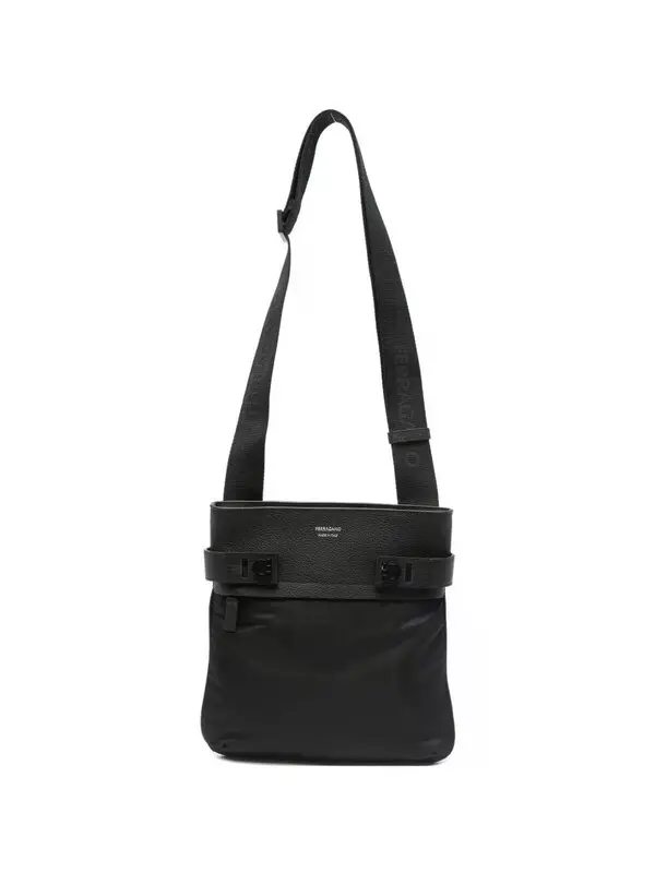 FERRAGAMO Logo-detail Messenger Bag - Black