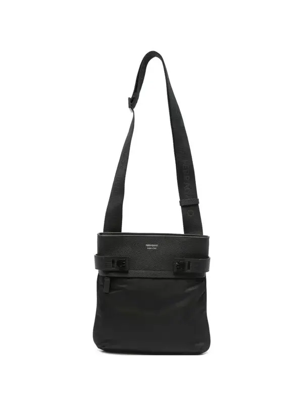 FERRAGAMO Logo-detail Messenger Bag - Black
