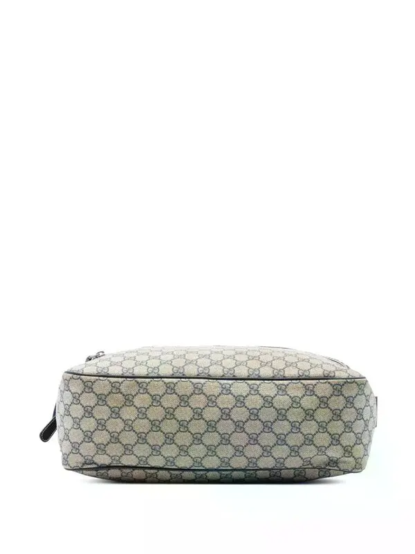 Gucci Gg Supreme Crossbody Bag