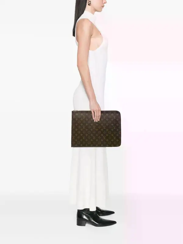 LOUIS VUITTON 2013 Monogram Poche Documents Portfolio