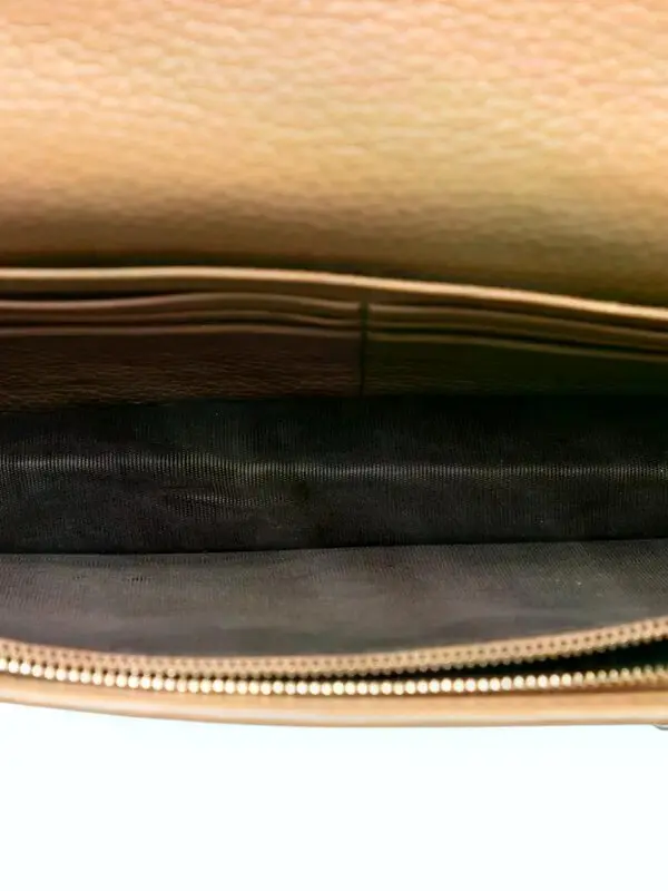 Gucci Pebbled Calfskin Soho Wallet On Chain Crossbody Bag - Neutrals