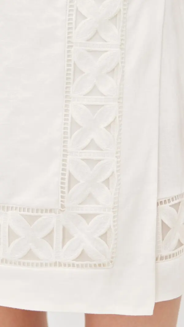 KIVARI Mini Skirt