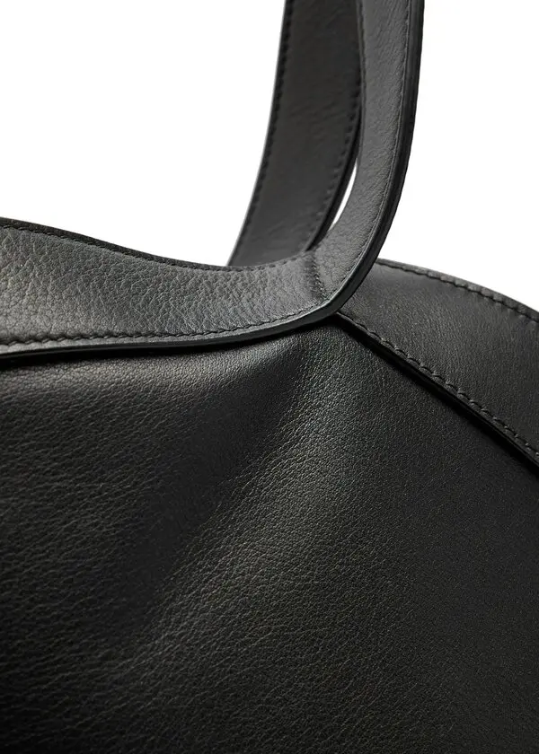 Saint Laurent Y Maxi Leather Tote Bag