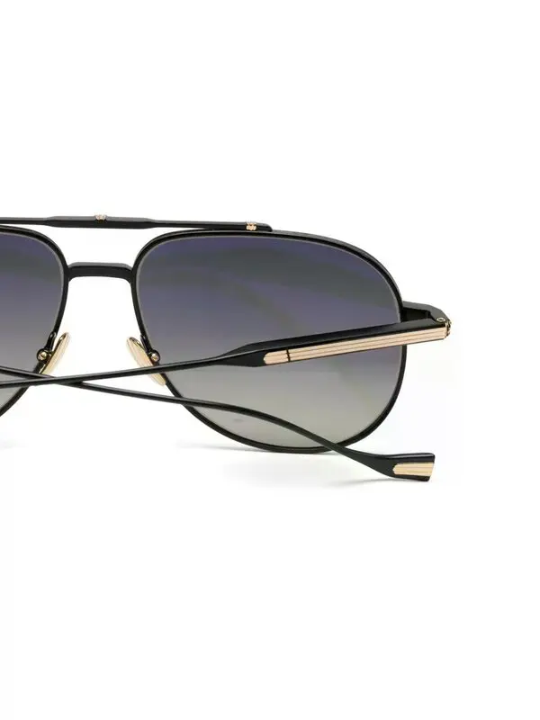 CUTLER & GROSS Sloane Pilot Sunglasses