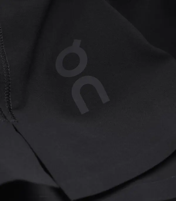 On Focus Shorts - Black
