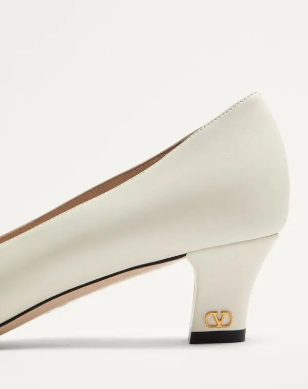 Valentino Garavani Bowow Kidskin Pumps - Ivory