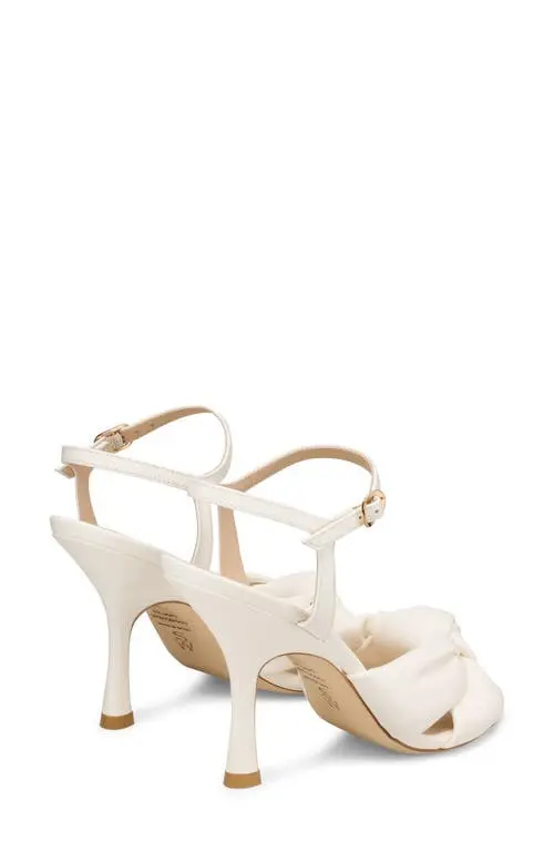 STUART WEITZMAN Soplaya 100 Sandal - Cream.