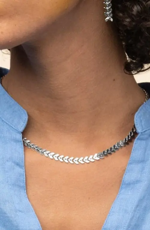BEARFRUIT JEWELRY Elara Chevron Necklace And Bracelet Set - Silver