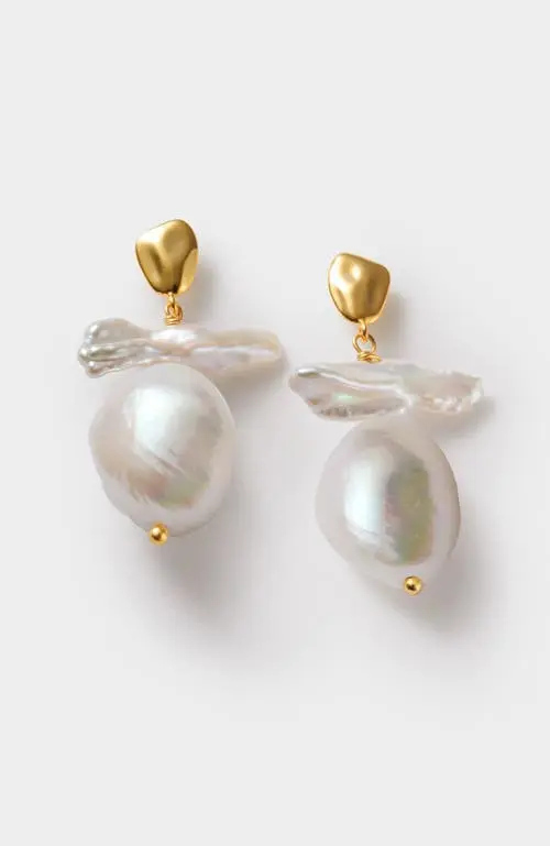 KATIE LOXTON Sol Pearl Earrings - Gold
