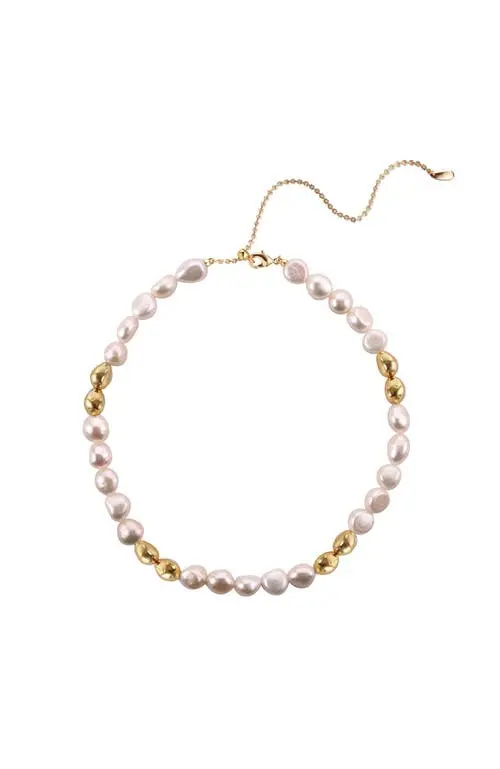 RETRO CHIC Eden Pearl Necklace With Tone Accents - Gold