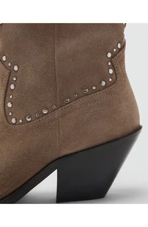 Mango Pointed Toe Western Boots