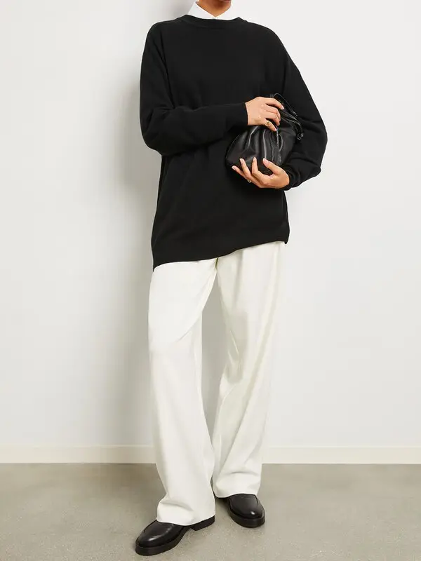 GWYN Classic Cashmere Crewneck