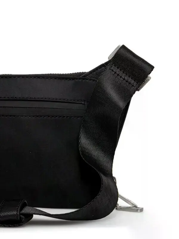 Guess Zipped Triangle Belt Bag