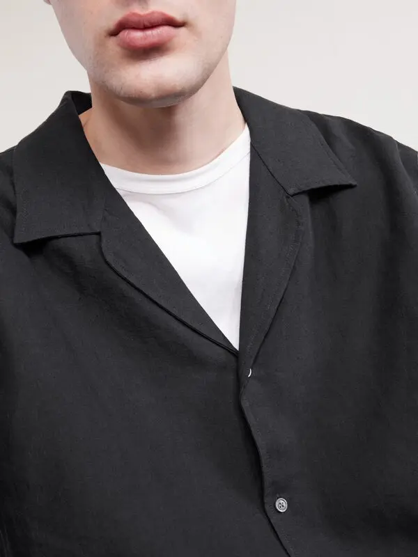 A KIND OF GUISE Samata Camp-collar Linen Shirt