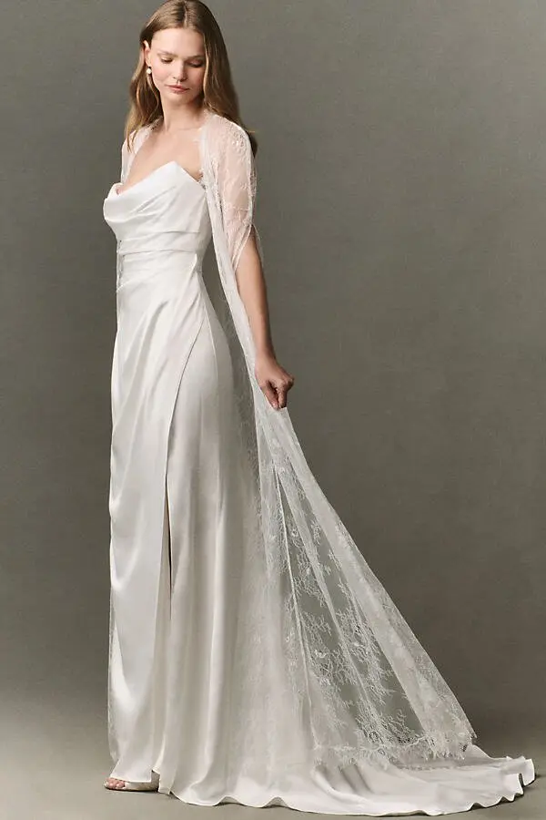 GEISHA DESIGNS Drama Lace Maxi Cape
