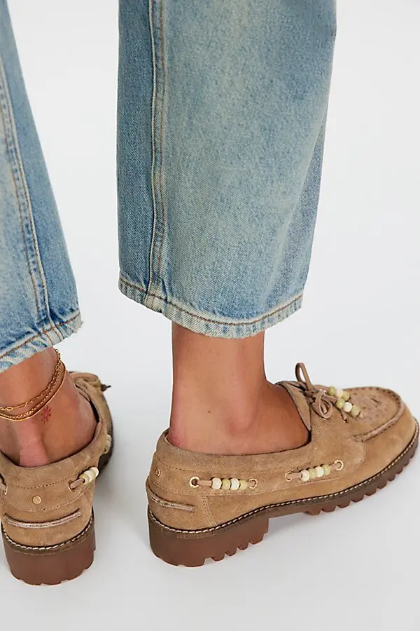 BRONX Suede Boat Shoes With Beaded Lacing And Lug Sole - Natural