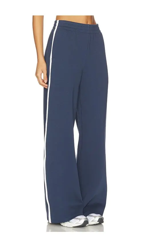 PERFECTWHITETEE Travel Wide Leg Pants