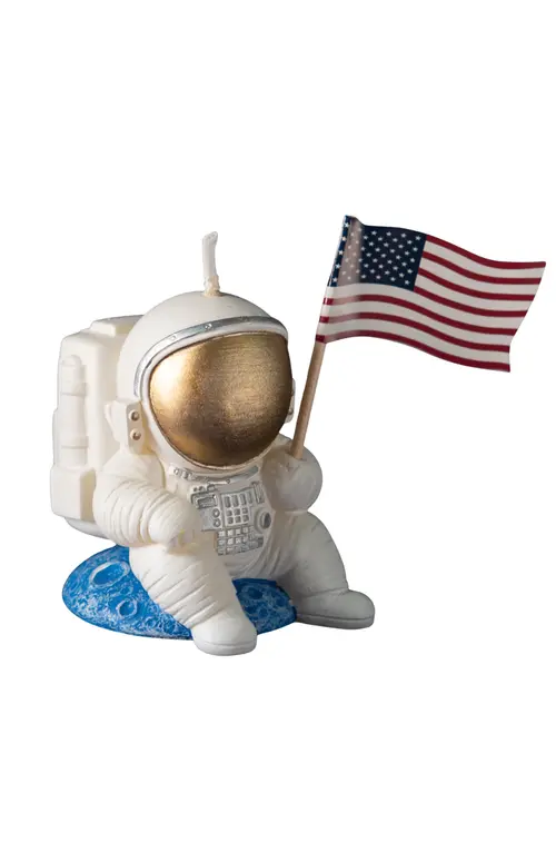 SOUTHLAKE GIFTS Landing Candle - Astronaut